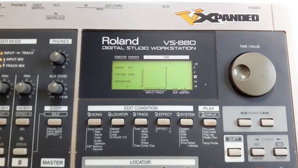Roland VS880 8 track multi track recorder with effects